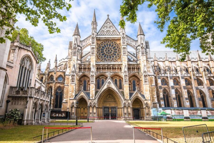 London Westminster Abbey French Tour with Fast-Track Tickets - Practical Details and What You Need to Know