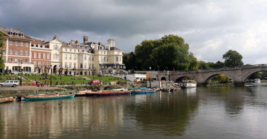 London: Westminster to Richmond River Thames Cruise - The Vessel and Comfort