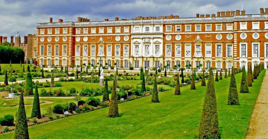London: Windsor, Hampton Court Palace with Free Snack Pack - Who Will Love This Tour?