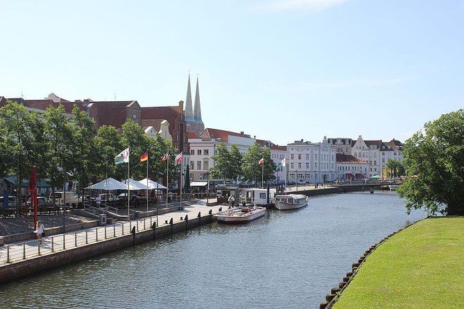 Lübeck walking tour with licensed guide - Exploring Lübeck: A Guided Walk Through a Hanseatic Gem