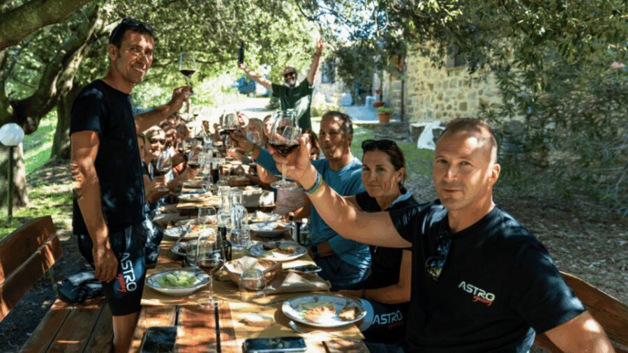 LUCCA: EBIKE TOUR WITH LUNCH AND WINE TASTING - The Cultural and Culinary Highlights
