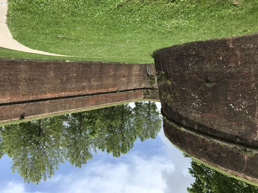 Lucca: Guided City by Night Walking Tour - What’s Included and What’s Not