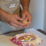 Lucca: Private Home-made Pasta Cooking Class - Discovering the Experience