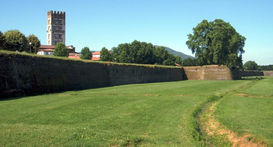 Lucca Tour & Pisa Tower + Wine Tasting by van from Livorno - The Itinerary: A Day in Tuscany