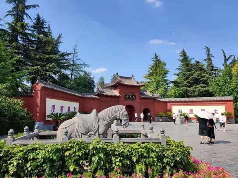 Luoyang: White Horse Temple Entry Ticket - Key Points