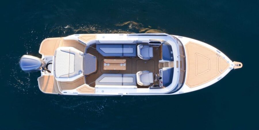 Luxury Sunset on Lake Como: 1 Hour Experience with View - Exploring Lake Como in Style: What to Expect