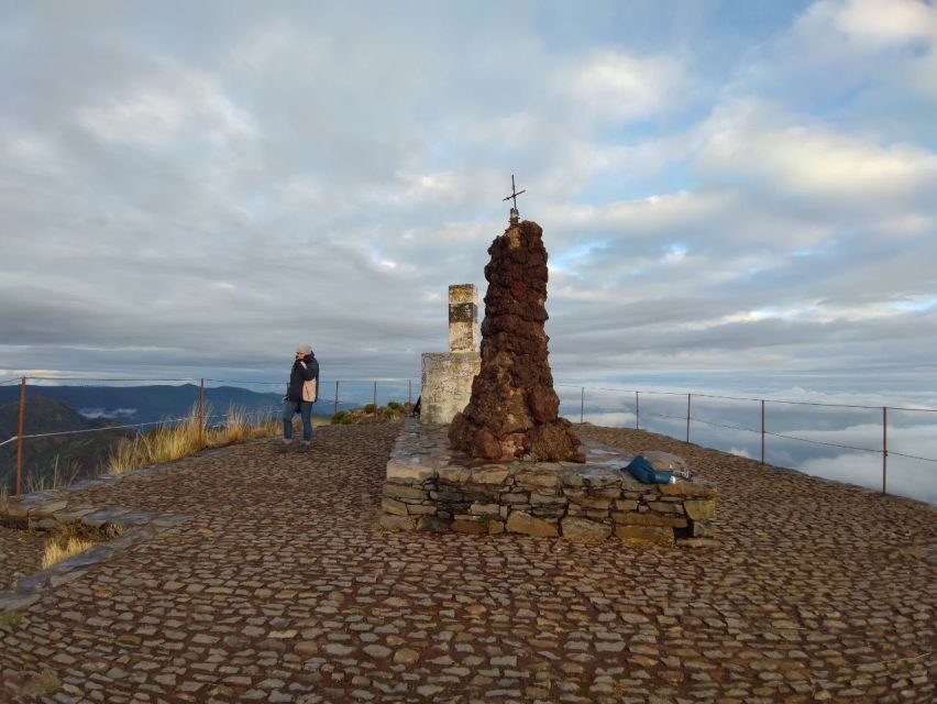 Madeira: Pico Ruivo Guided Sunrise Hike with Hotel Pickup - What Makes This Tour Stand Out?