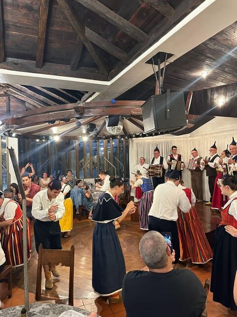 Madeira:TypicalShowFolklore Evening.included.Dinner transpt - Introduction to a lively Madeira tradition