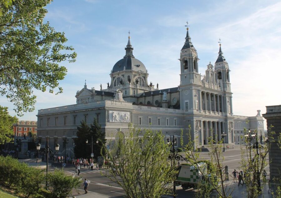 Madrid: 2-Hour City Highlights Guided Walking Tour - An In-Depth Look at the Itinerary