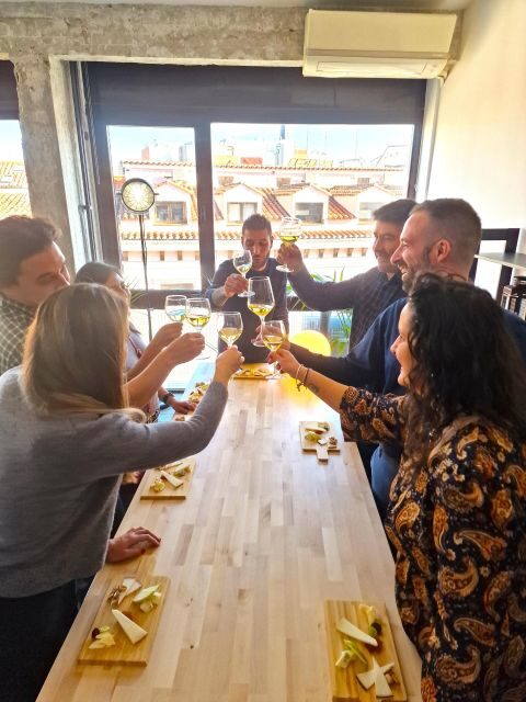 Madrid: cheese tasting with wine pairing. - Practical Details and Tips