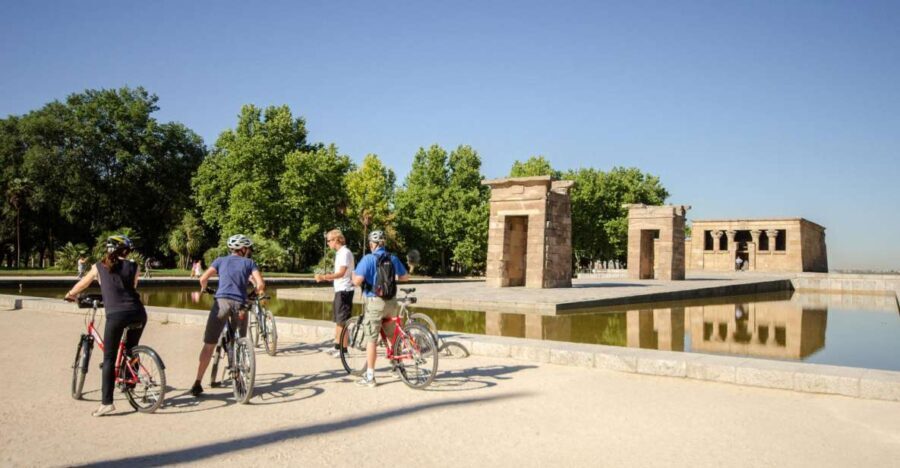 Madrid City Guided Bike/E-Bike Tour for Small Groups - What Makes This Tour Stand Out