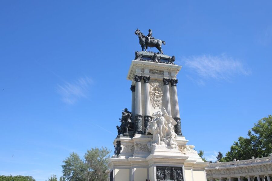 Madrid: El Retiro Park Self-Guided Audio Tour - Who Should Choose This Tour?
