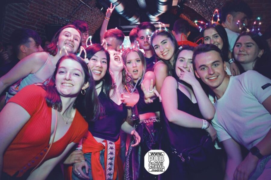 Madrid: Guided Pub Crawl Madrid Experience and Club Entry - The Atmosphere & Group Dynamic
