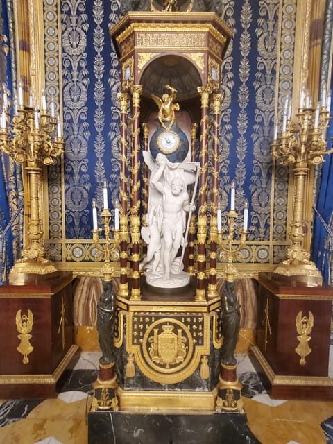 Madrid: Guided visit at the Royal Palace with tour guide - Exploring the Royal Palace: What to Expect