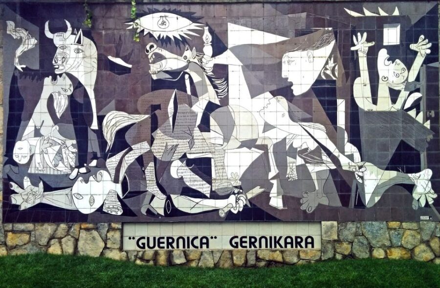 Madrid: Guided visit to Reina Sofia Museum- SMALL GROUP - What Makes This Tour Stand Out