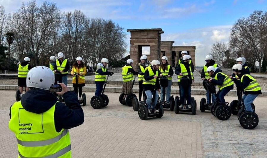 Madrid: Madrid Rio Park Segway Private Tour - Exploring Madrid Rio Park on a Segway: A Deep Dive