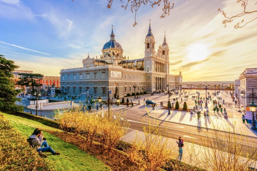 Madrid: Old Town Highlights Private Walking Tour - Practical Aspects of the Tour