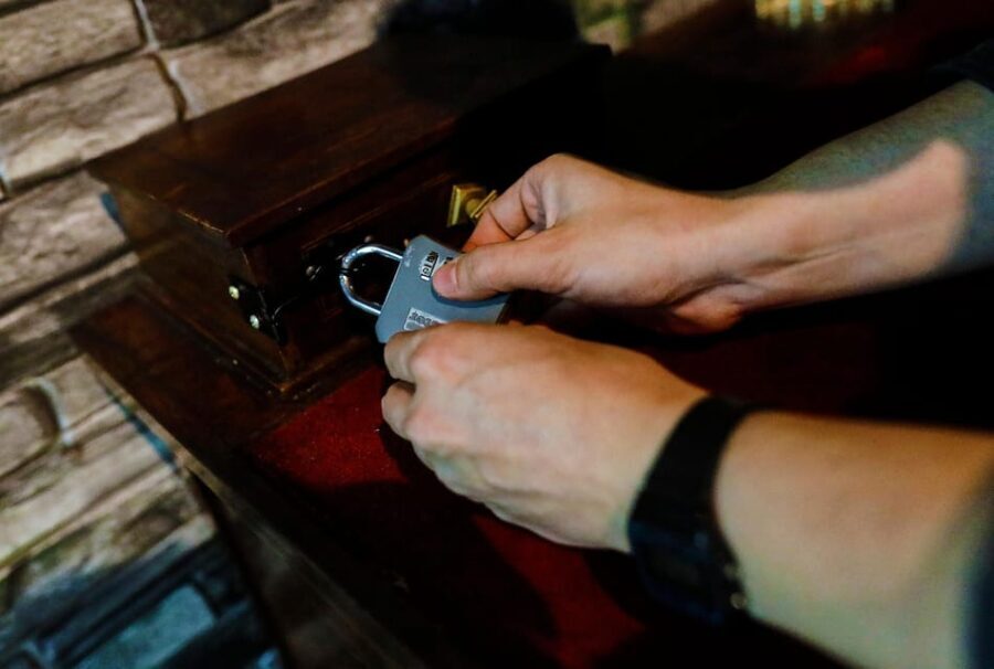 Madrid: Scary Escape Room "The Haunted Box" - What Makes “The Haunted Box” a Standout Experience?