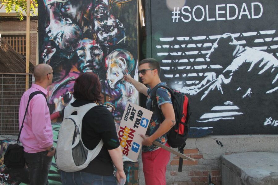 Madrid: Street Art Tour with Local Graffiti Hunter - Detailed Breakdown of the Itinerary