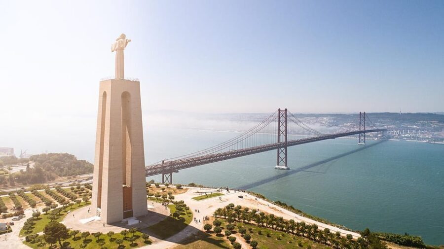 Magic City: Discovering Lisbon and its surroundings - Whats Included and How It Adds Value