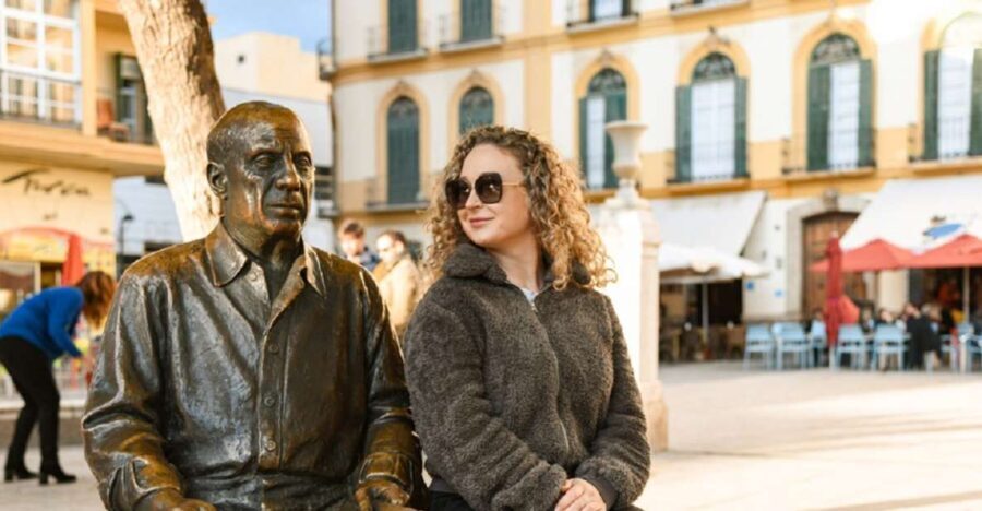 Malaga: History of Picasso Guided Walking Tour - Detailed Breakdown of the Itinerary