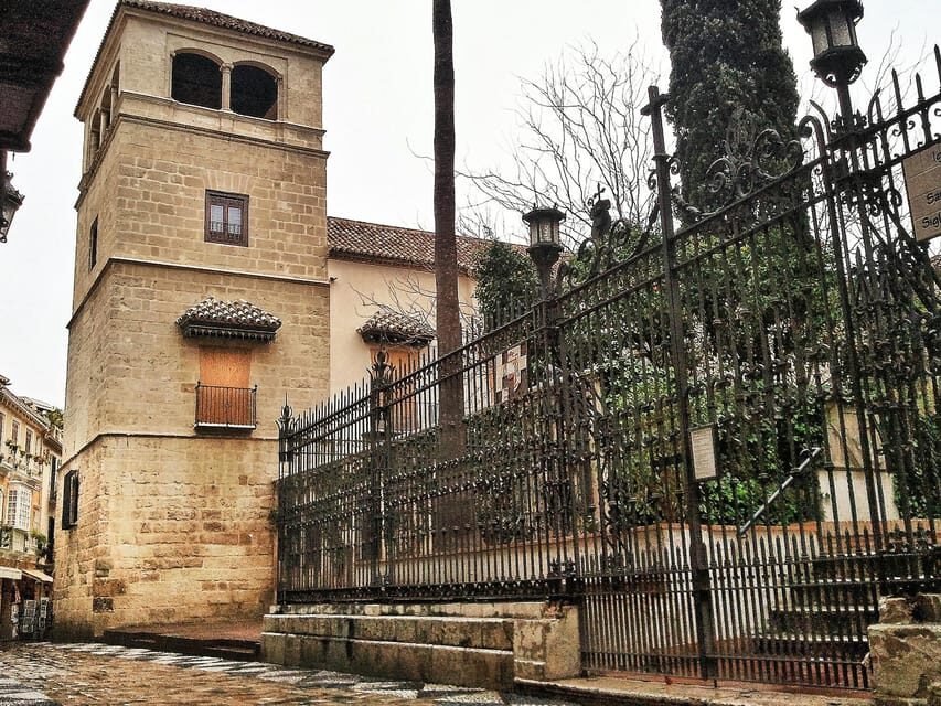 Malaga: long highlights tour with skip-line-tickets - FAQ