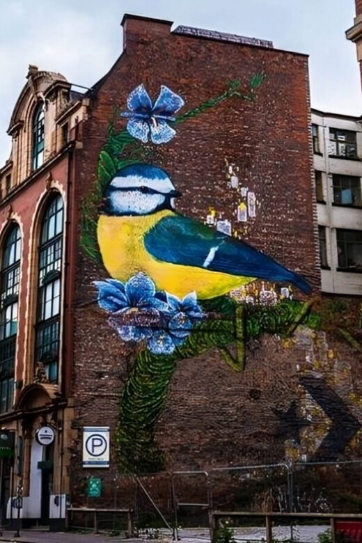 Manchester: Sightseeing Walking Custom Tour with a Guide - The Experience: A Deep Dive into Manchester’s Streets