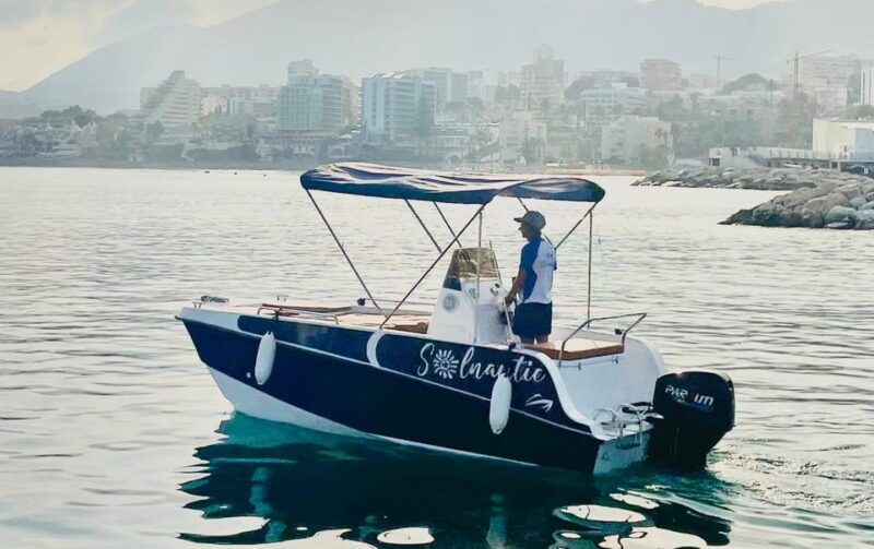 Marbella: Boat Rental without License - Key Points