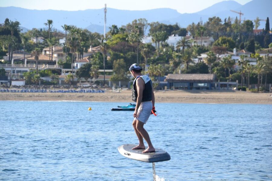 Marbella: E-foil experience with Electric Sufboard - What is the Marbella E-Foil Experience?