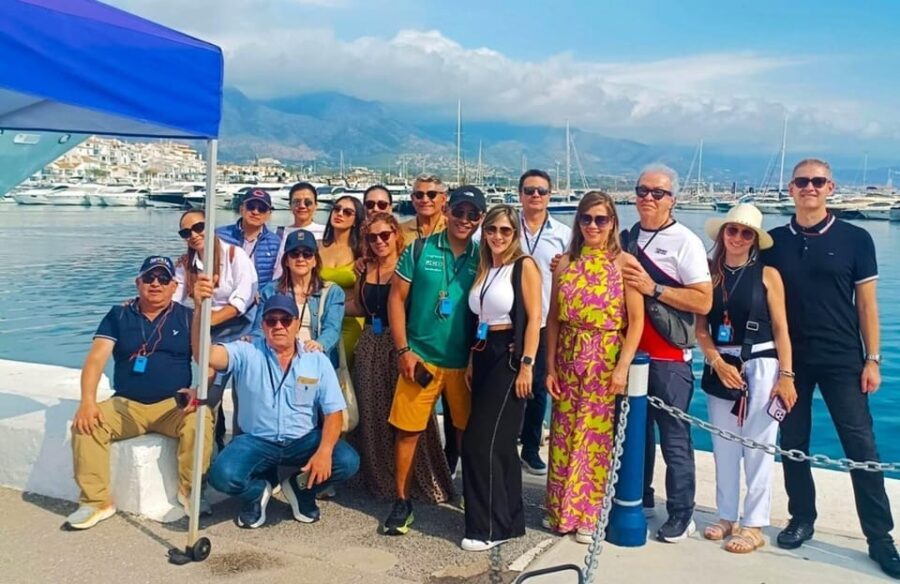 Marbella private tour & Puerto Banus to walk on your own - Free Time for Shopping, Lunch, and Exploring