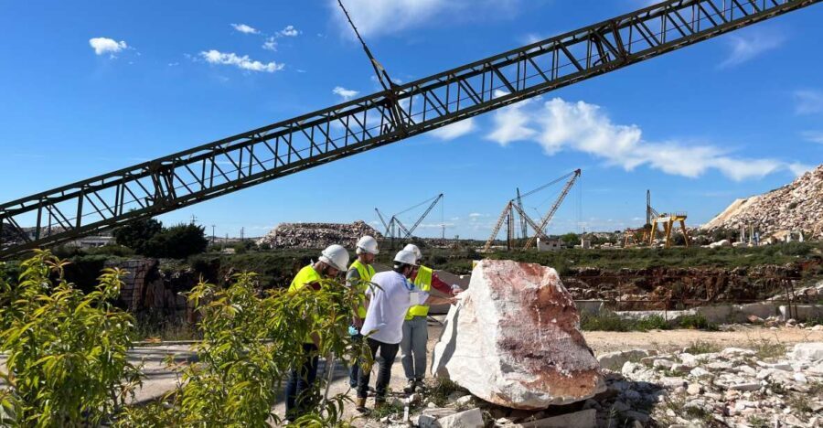 Marble Tour in Vila Viçosa - Visiting the Quarries: Spectacle and Safety