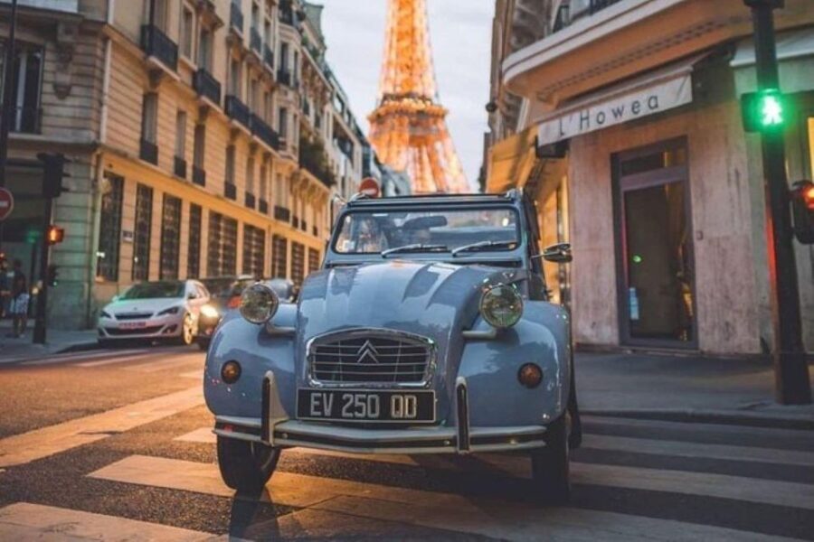 Marriage Proposal Vintage French Car + Photographer 1h - Who Will Love This Experience?