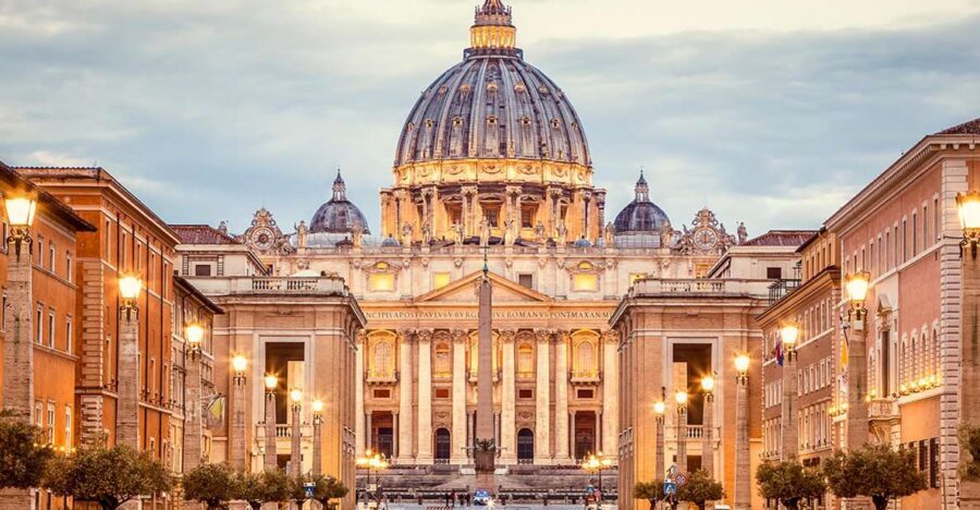 Marvel at St. Peters: Pietà, Dome, & Popes Crypt Insights - What Makes This Tour Stand Out?