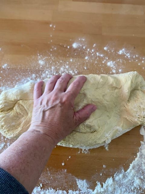 Matera: Cooking Class & lunch with wine into Olive Grove - Who Should Consider This Experience?