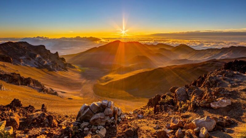 Maui: Haleakala Sunset and Stargazing Tour with Dinner - Key Points