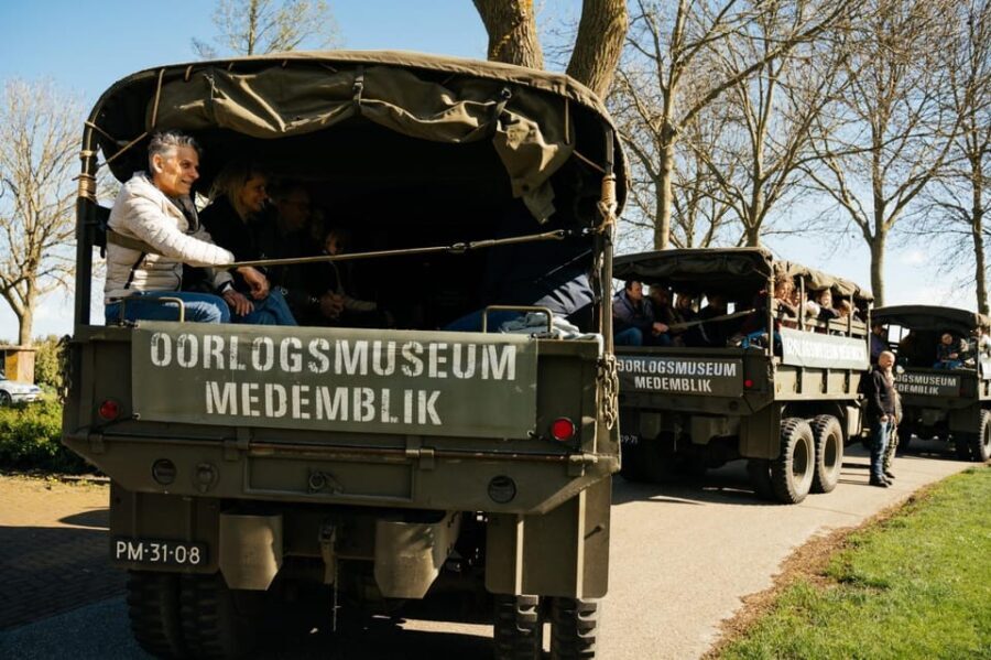 Medemblik: Second World War Museum Entry Ticket - The Extra: Vintage WWII Truck Ride