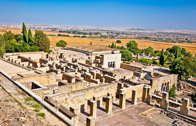 Medina azahara night experience without transportation - Introducing the Medina Azahara Night Experience
