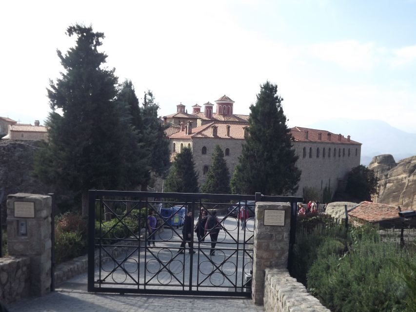 Meteora 2-Day Tour by Train from Thessaloniki - What Makes This Tour Stand Out