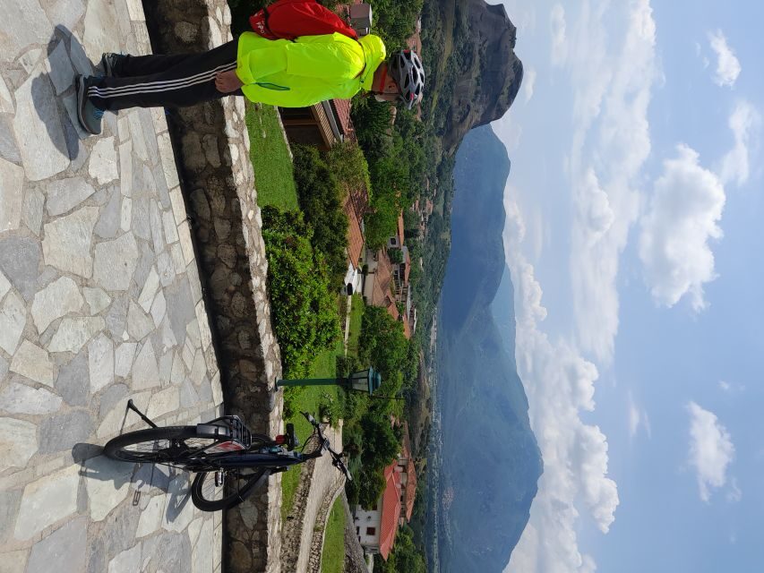 Meteora and Neanderthal cave Morning tour - A Full Breakdown of the Experience