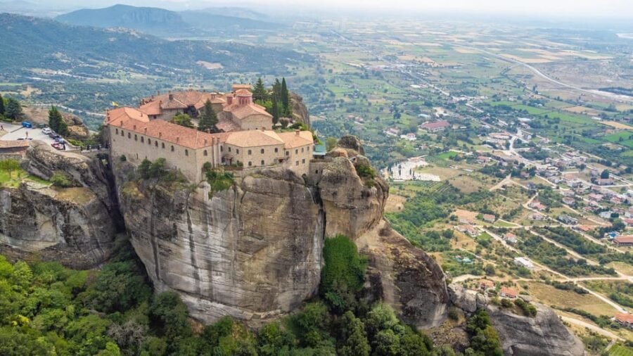 Meteora Monasteries "Byzantine Walks" From Halkidiki - Who Will Love This Tour?
