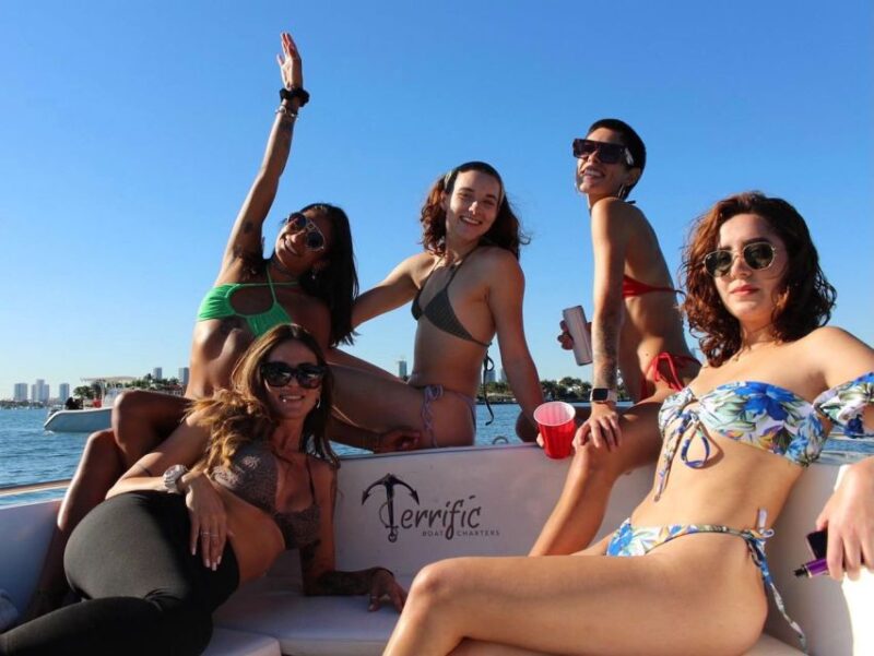 Miami: 4-Hour Island Hopping Boat Trip with Water Toys - What to Expect from the Miami Island Hopping Experience