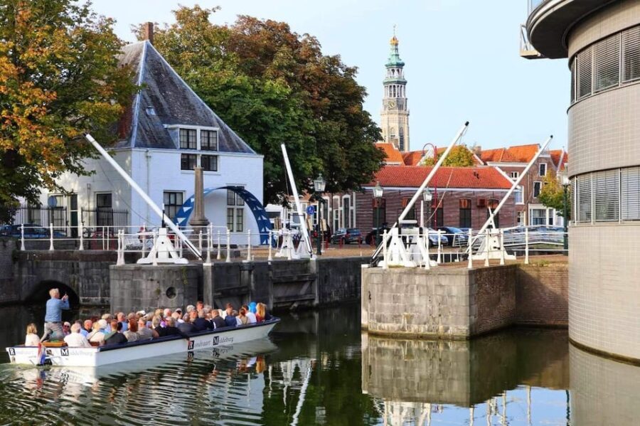 Middelburg: City Canal Cruise - Analyzing the Value