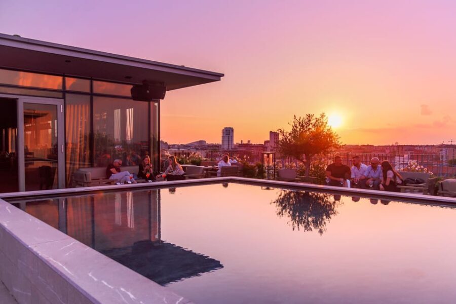 Milan: Italian Red Wine Tasting with Local Host in Terrace - What You Can Expect During the Tour