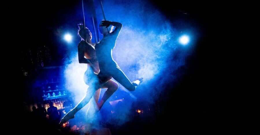 Milan: Maison Milano Dinner and Show - Who Should Consider This Experience?