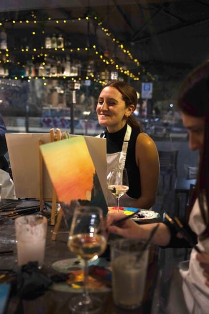 Milan: Paint 'n Sip Class - Who Will Enjoy This Experience?
