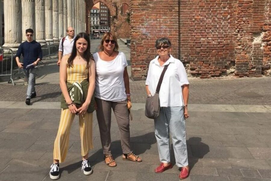 Milan: Private Custom Walking Tour With A Local Guide - Seeing Milan Through a Local’s Eyes