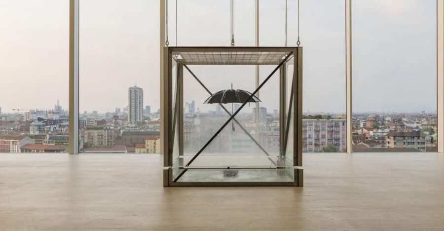 Milan: Private Tour - Duomo, Gelato Tasting & Prada Museum - Ascending to the Rooftop: A 360-Degree View of Milan