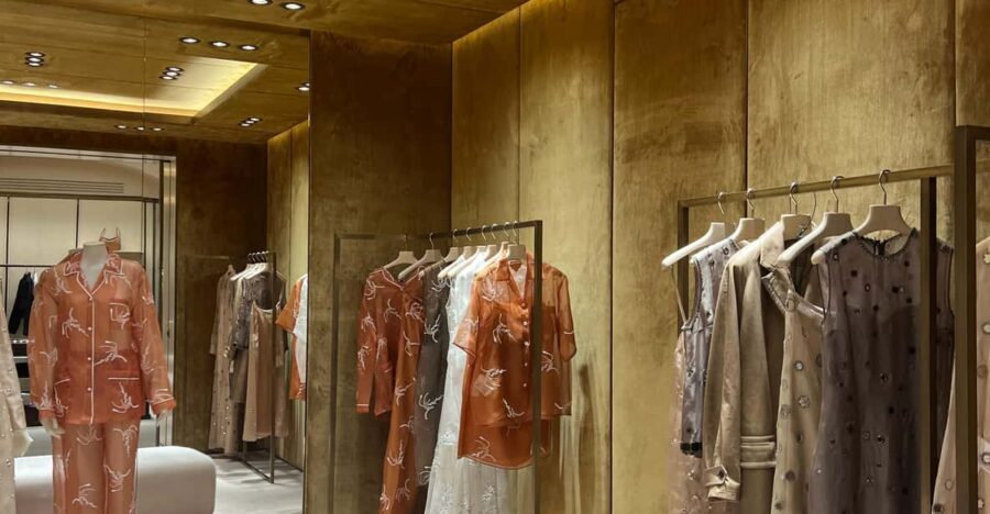 Milan: Shopping with a Fashion Stylist - Itinerary Breakdown: From Duomo to Brera District