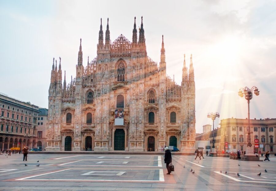 Milan: small group walking tour of the Duomo and city centre - Who Should Consider This Tour?