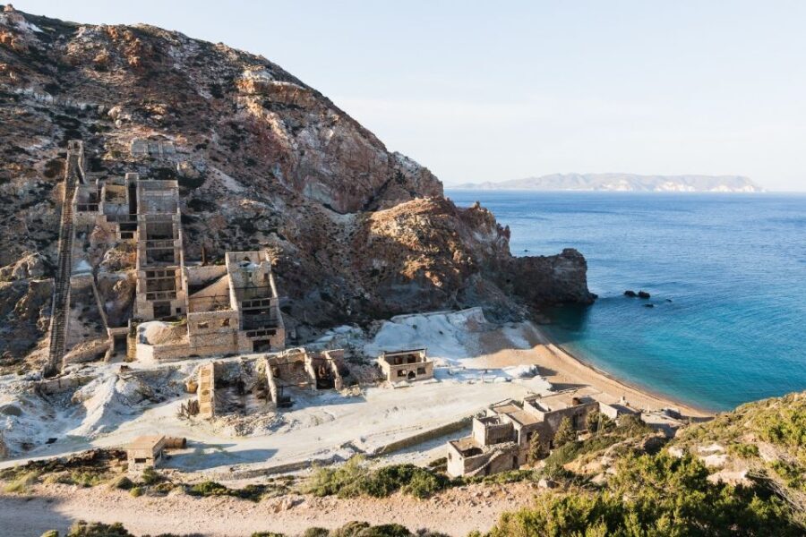 Milos: Geology & Volcano Half-Day Morning Tour - Authentic Insights from Reviews